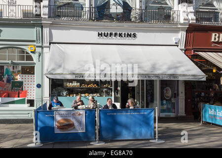 Huffkins bakery and tea rooms in the market square at christmas time in ...