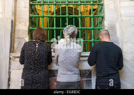 The tomb of patriarch Abraham. The tombs of the patriarchs are situated ...
