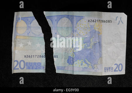 20 euros torn ripped money ripped € EEC MONEY Stock Photo - Alamy