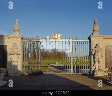 Chatham Naval Memorial , Chatham, Kent. One of three national memorials ...