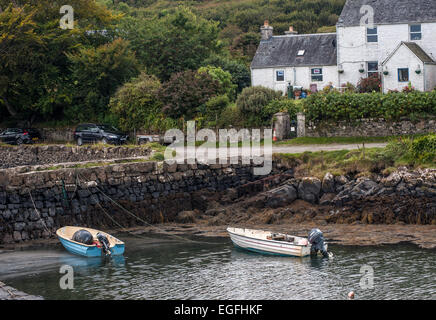 Croig harbour on the Isle of Mull Stock Photo - Alamy