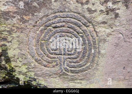Rock carving, circular labyrinth motif, "Rocky Valley", Cornwall ...