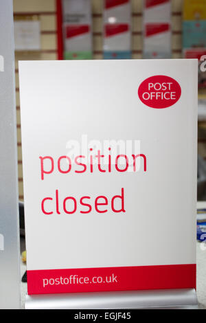 Post Office sign position closed Royal Mail Stock Photo - Alamy