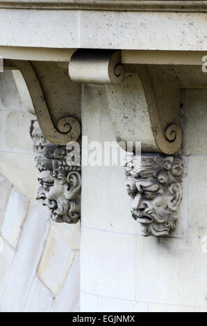 Carved faces underneath the Pont Neuf, Paris, France Stock Photo - Alamy