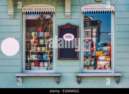 White Stuff store window with sale sign Stock Photo - Alamy