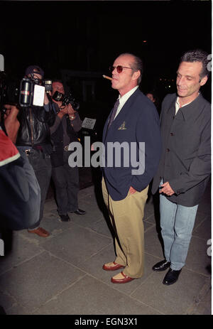 Classic Jack Nicholson about town with the paparazzi London (credit ...