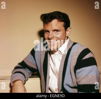 DEL SHANNON (1934-1990) US pop singer at a Carnaby Street boutique in ...