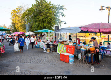 Food stalls around Lake Jom Kham in Central Mae Hong Son, Thailand Stock Photo - Alamy