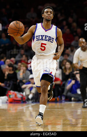 February 27, 2015: Philadelphia 76ers guard Ish Smith gets ...