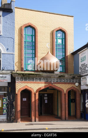 Mosque in Leyton, London England United Kingdom UK Stock Photo - Alamy