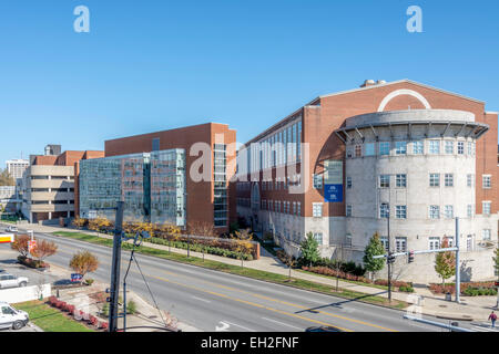 Albert B. Chandler Hospital complex in the University of Kentucky ...
