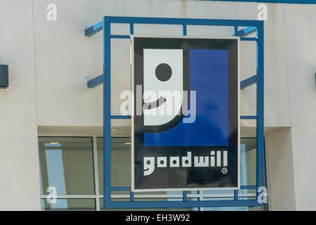 Goodwill store sign Stock Photo - Alamy