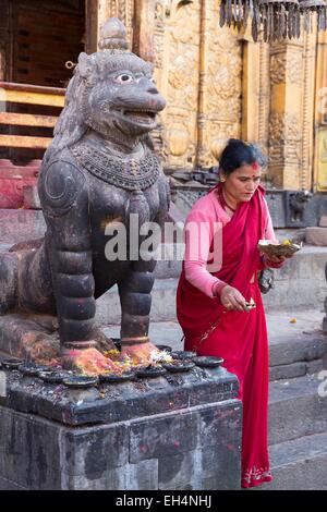 Nepal, Kathmandu valley, Changu Narayan Monastery, woodcarver Stock ...