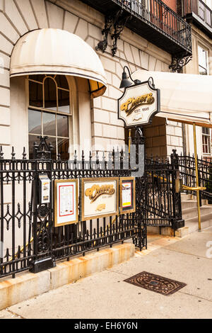 Boston tourist attraction Cheers bar and restaurant has replica of the ...