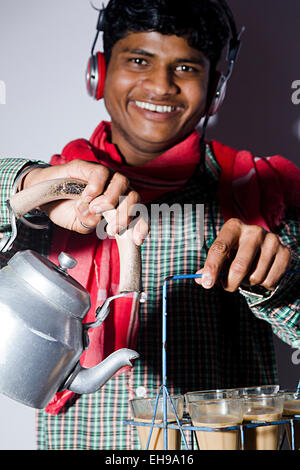 1 indian Boy Tea Servant Selling Tea Stock Photo - Alamy