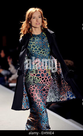 Paris, France. 10th Mar, 2015. Sixtine Saldmann arriving at the Chanel ...