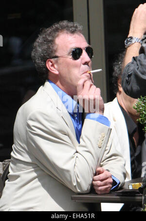 Jeremy Clarkson smoking Stock Photo - Alamy