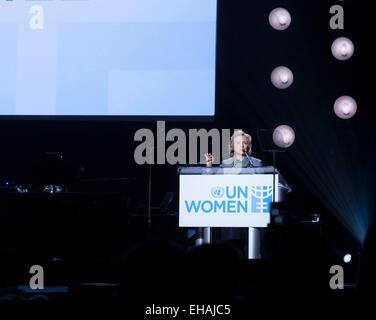 Manhattan, N.Y, U.S.A. 10th Mar, 2021. Roscoe Glitton, 42, charged with ...