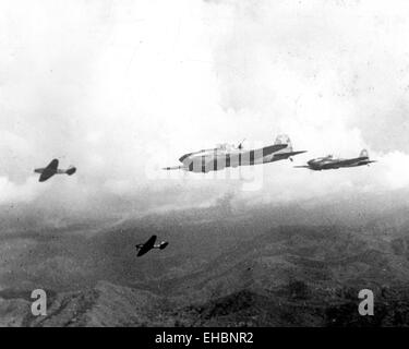 ILYUSHIN IL-2 "Sturmovik" Soviet ground attack aircraft attacking ...