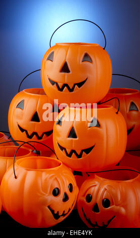 A stack of jack-o'-lanterns Stock Photo - Alamy