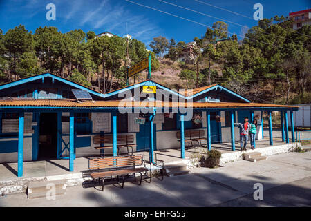 Kumarhatti Dagshai Railway station of toy train at Shimla state ...