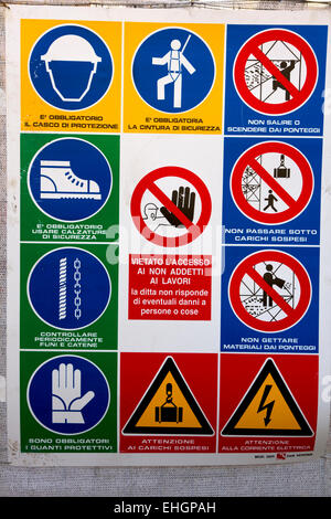 italian construction site health and safety sign Stock Photo - Alamy