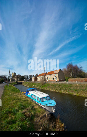 fen village Outwell Well Creek fenland town Stock Photo - Alamy