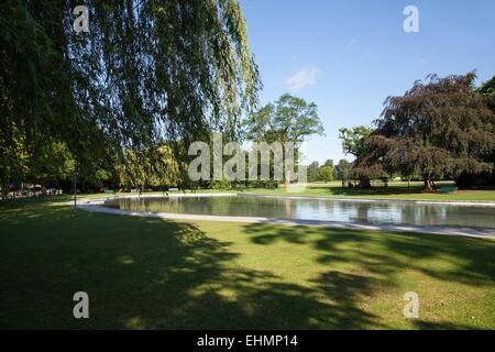 Tettenhall Paddling Pool, Tettenhall, Wolverhampton Stock Photo - Alamy