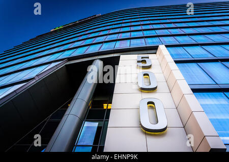 Looking up at the modern WSFS Bank building in downtown Wilmington ...