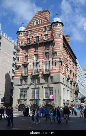 The White Star Line building, Liverpool, UK. The sinking of the Stock ...