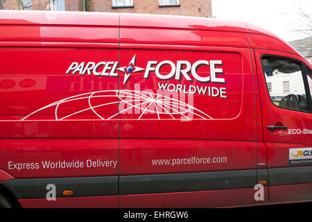 Parcelforce Delivery Van Stock Photo - Alamy
