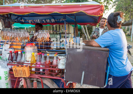 DAILY LIFE IN THAILAND, SOUTHEAST ASIA Stock Photo - Alamy