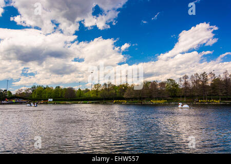 The lake at Washingtonian Center in Gaithersburg, Maryland Stock Photo ...