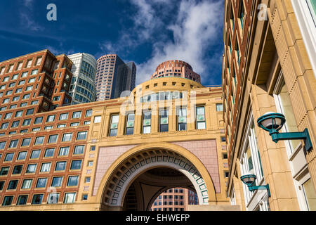 The arch and buildings at Rowes Wharf in Boston, Massachusetts Stock ...