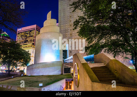 Thanks-Giving Square at night, in Dallas, Texas Stock Photo - Alamy