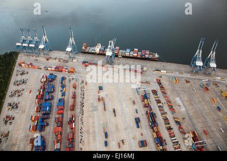Aerial view of the Wando Welch shipping container port in Mt Pleasant ...