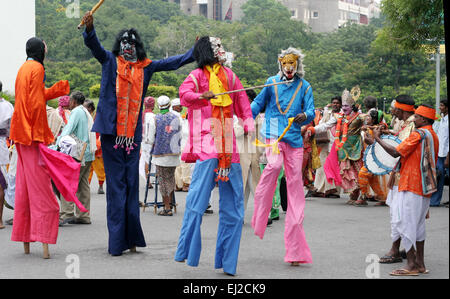 kokali-kattai 3 feet high stilt folk dancers perform during world folk ...