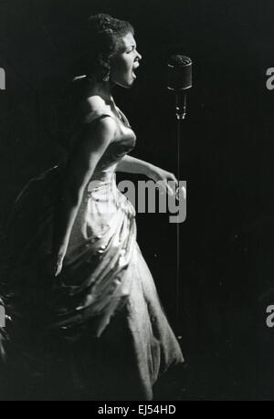 CLEO LAINE English jazz singer about 1965. Photo: Tony Gale Stock Photo ...