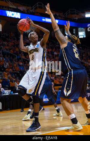 March 21, 2015: Jasmine Joyner #3 of the Chattanooga Lady Mocs shoots ...