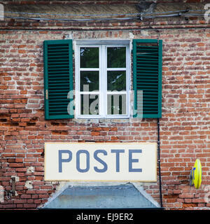 Italian postal office Stock Photo - Alamy