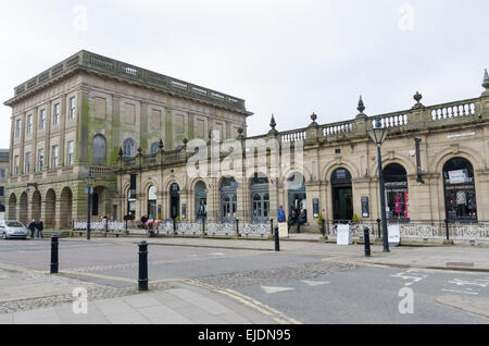 The Buxton Baths in Buxton, Derbyshire Stock Photo - Alamy