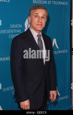 9 March 2015 - Beverly Hills, California - Matthew Perry, Thomas Lennon ...