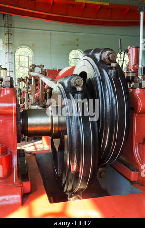 The 1912, Yates & Thom twin tandem compound steam engine engine which ...