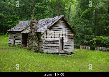 Ephraim Bales Cabin, Great Smoky Mountains National Park, Tennessee, USA Stock Photo - Alamy