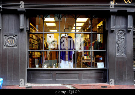 Old Fashioned Tailors Shop, London Stock Photo - Alamy