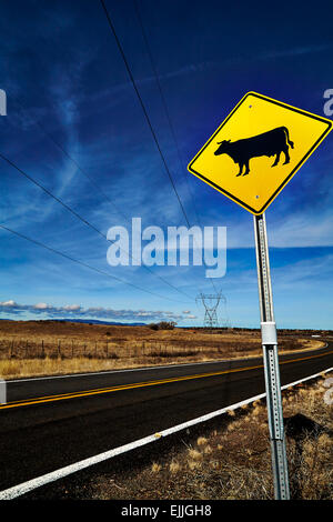 Cattle Crossing Road sign Stock Photo - Alamy