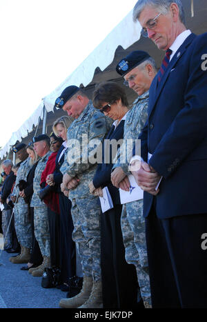 U.S. Army Maj. Gen. Douglas Sims, commanding general of the 1st ...