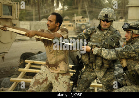 U.S. Soldiers with 1st Battalion, 64th Armor Regiment, 1st Armored ...