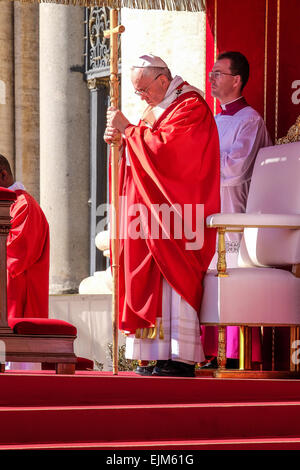 Vatican City, Italy. 29th March 2015. Pope Francis, Sunday of Palms ...