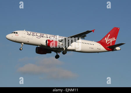 virgin atlantic little red a320 Stock Photo - Alamy